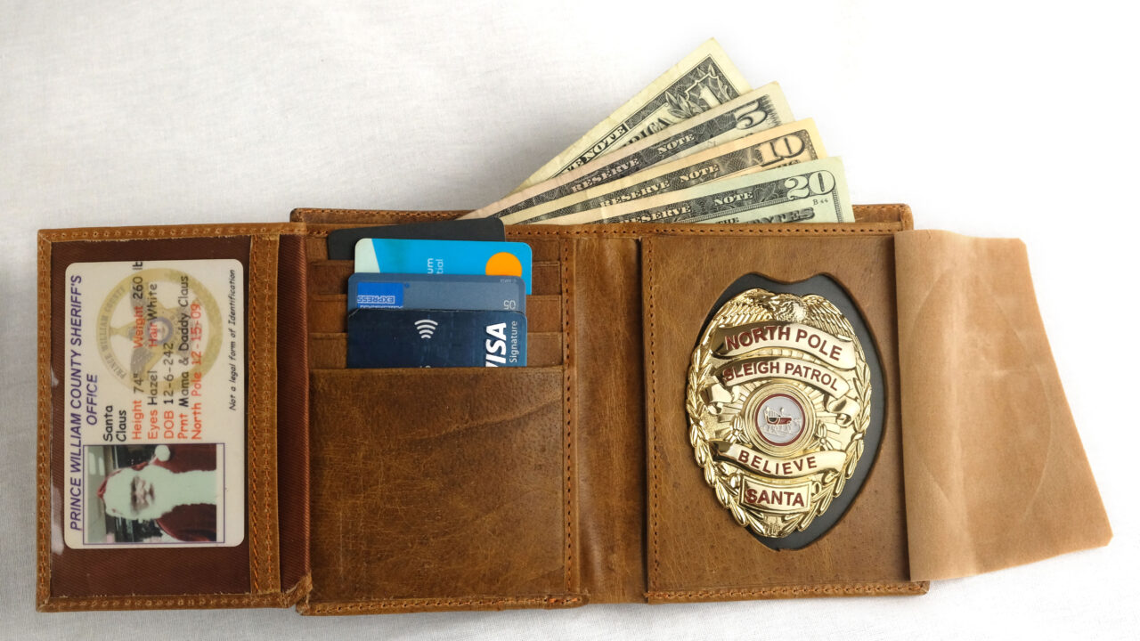 Cavelio Genuine Leather Badge Wallet - Santa's One-Stop Shop